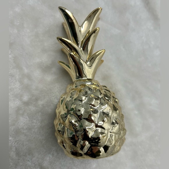 Art | Gold Metal Pineapple Home Decor | Poshmark